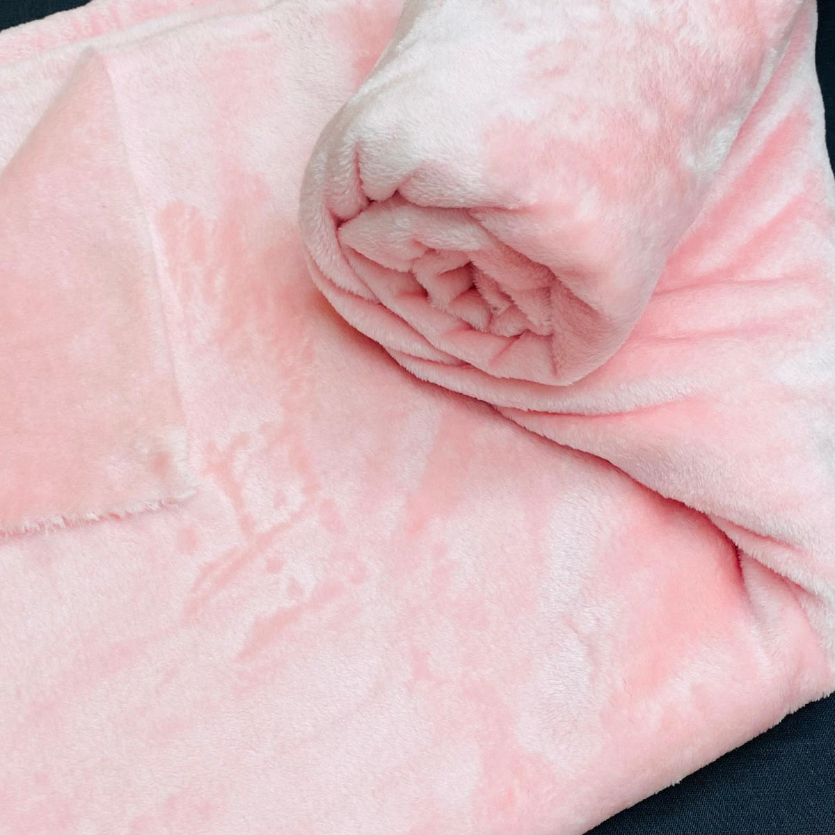 1 Metre Ultra Soft Premium Cuddle Fleece 60” Wide (Salmon Pink) – Pound A Metre
