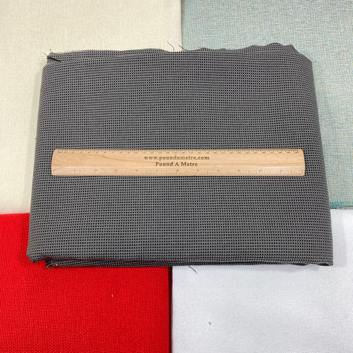 10 Metre Hessian Fabric Bundle – Pound A Metre